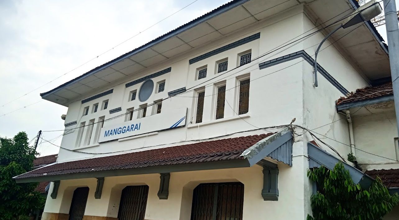 Stasiun Manggarai: Informasi Lengkap, Rute KRL, dan Jadwal Keberangkatan