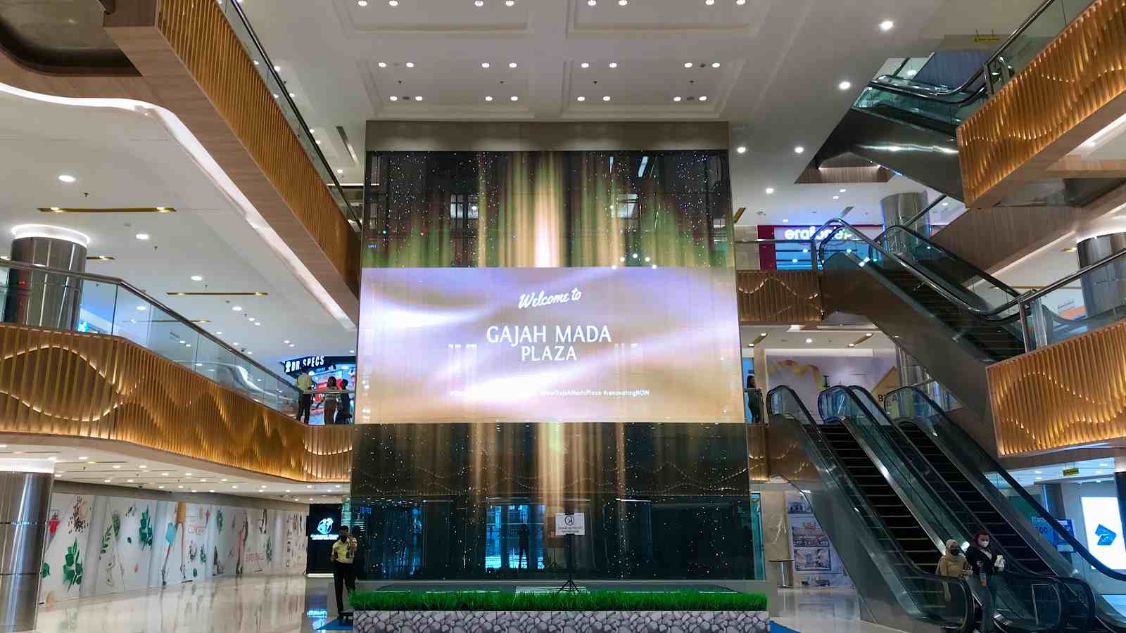 Grand Indonesia: Mall Mewah Terlengkap di Jakarta Pusat