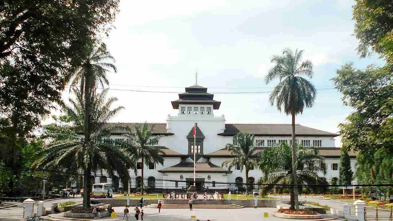 Informasi dan Sejarah Kota Bandung | 99.co