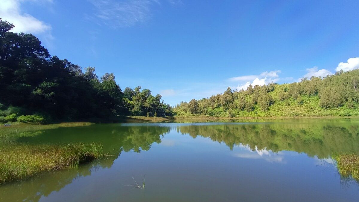 Ranu Regulo: Daya Tarik, Harga Tiket, Rute dan Peraturannya