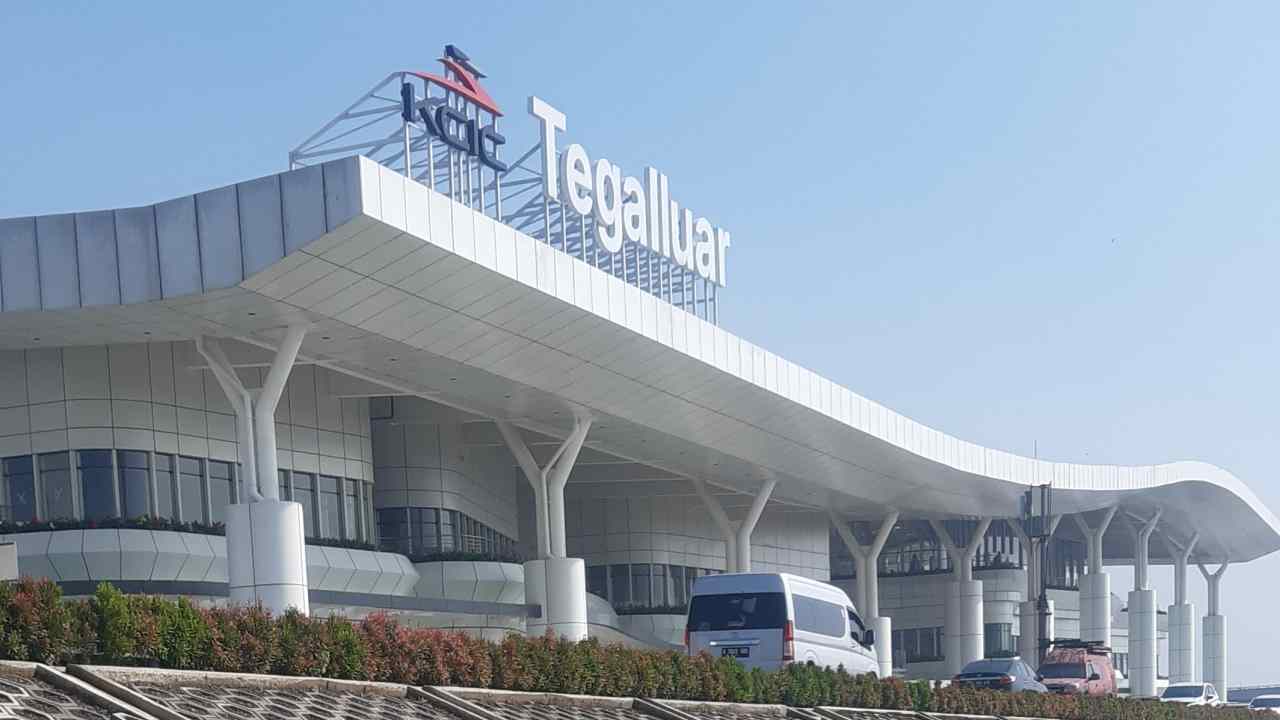 Stasiun Kereta Cepat Tegalluar: Jadwal, Tiket, Akses, & Fasilitas