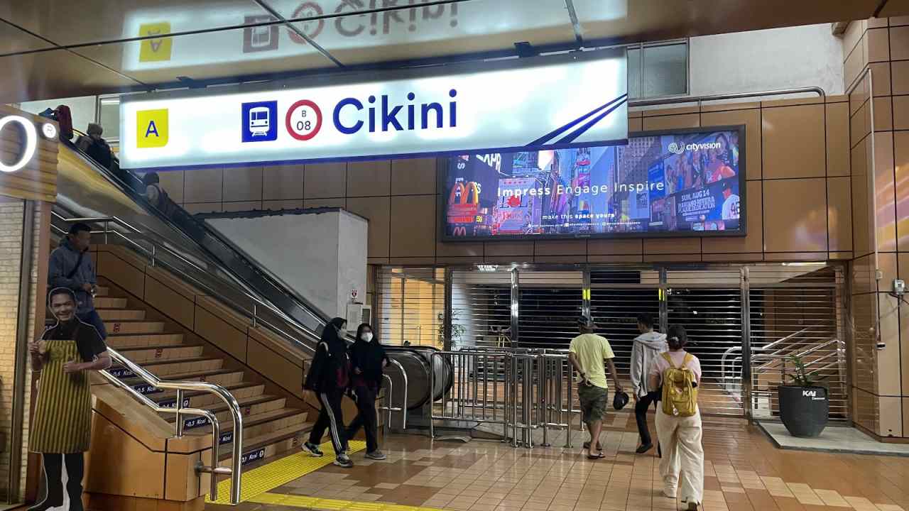 Stasiun Cikini: Jadwal KRL, Tiket, Rute & Panduan Lengkap