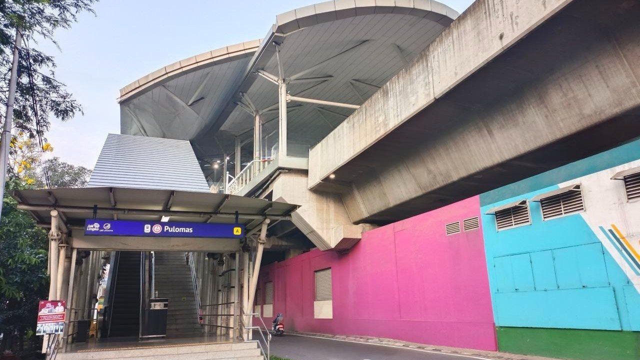 LRT Pulomas: Lokasi, Rute, dan Tarif