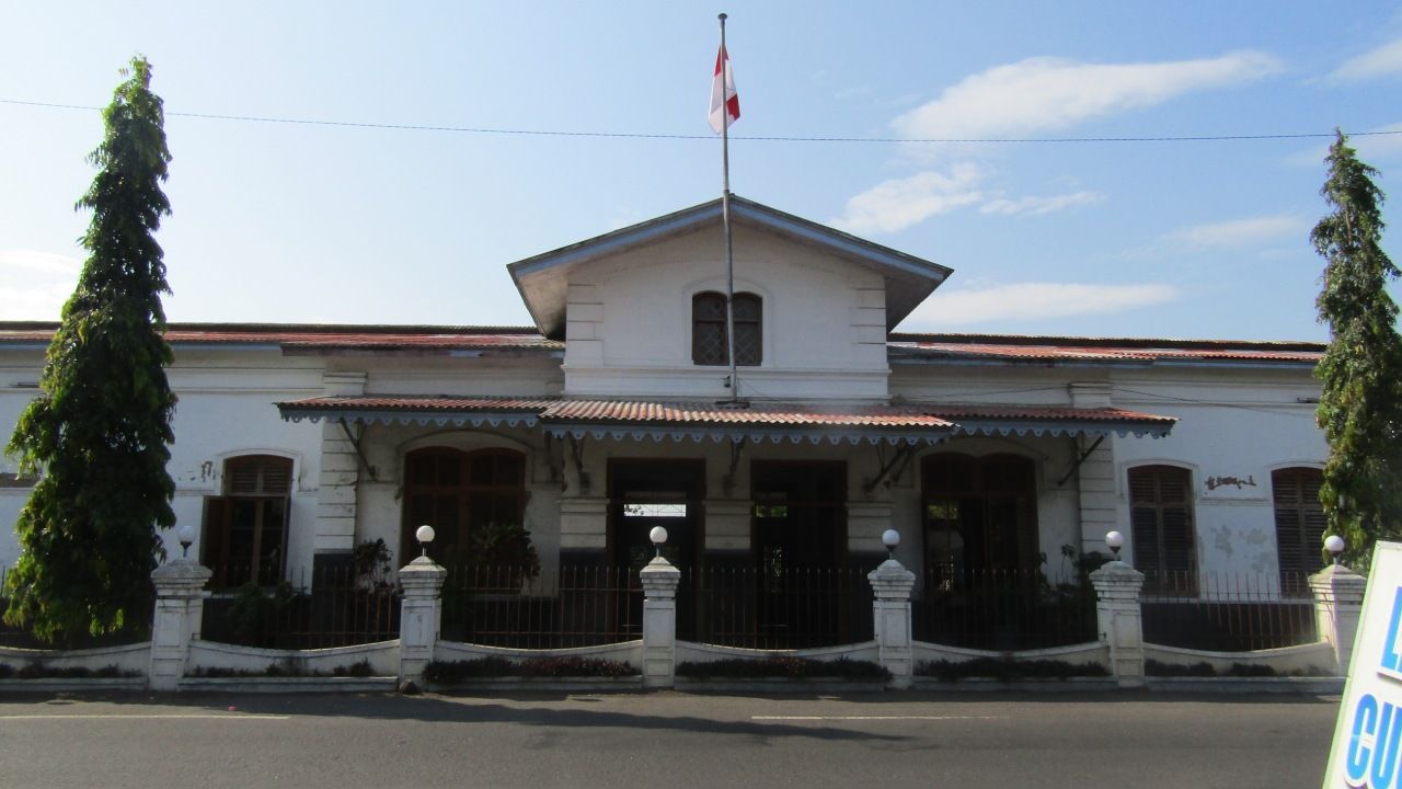 Stasiun Purworejo: Layanan Kereta, Jadwal, dan Fasilitasnya