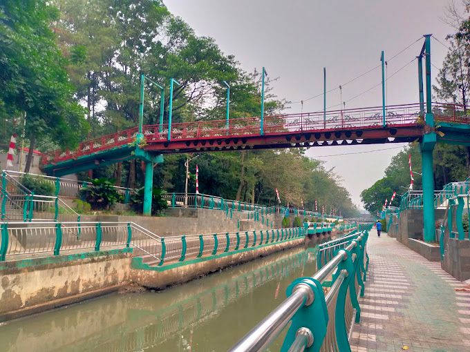 Review Taman Kota 2 BSD | Destinasi Favorit Bernuansa ala Korea